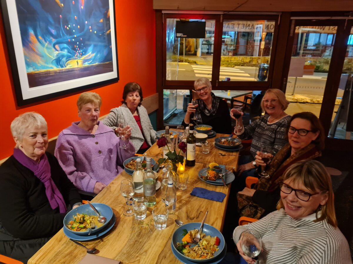 Rotary Ladies Dining Out – MAKING A DIFFERENCE IN OUR COMMUNITY & THE WORLD
